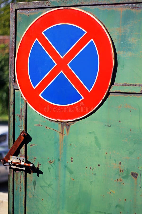 Standing is Prohibited, Evacuation on Tow Truck. Road Signs on White ...