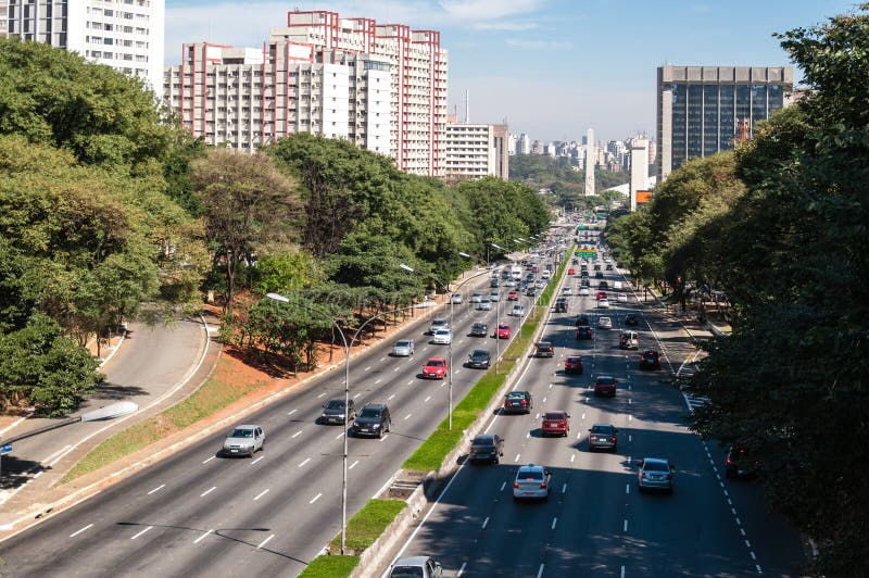 Trafique a Cidade Sao Paulo Da Avenida Foto de Stock - Imagem de ...