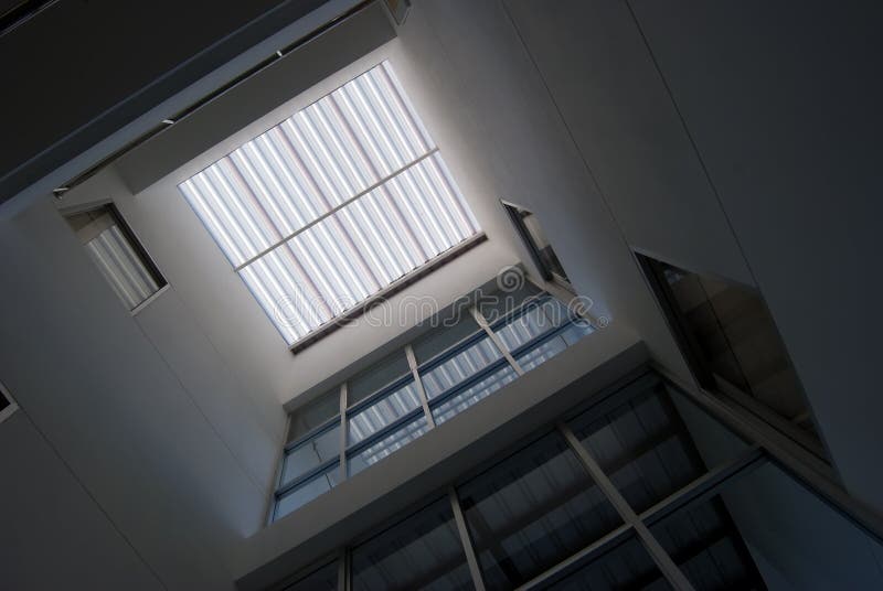 Tragaluz foto de archivo. Imagen de detalle, pasillo, claraboya - 3608160