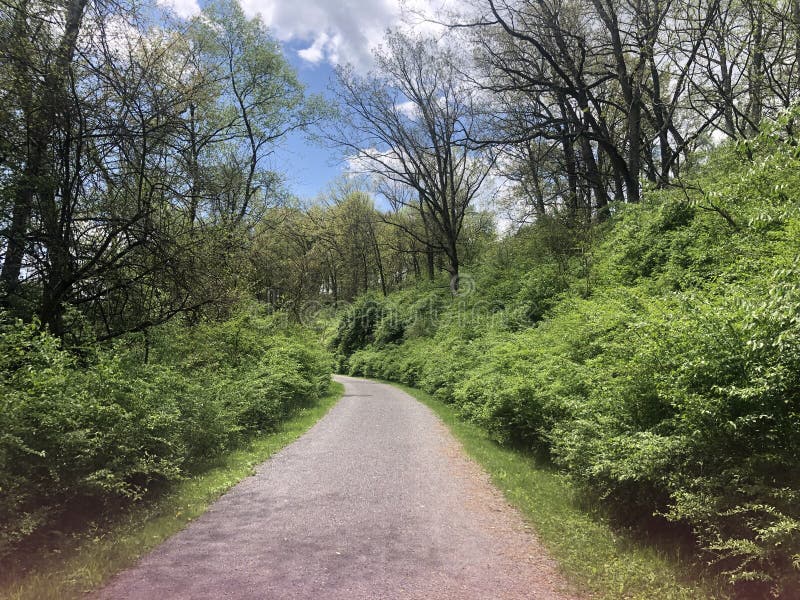 Pennsylvania Path in Spring Stock Photo - Image of beautiful, long ...
