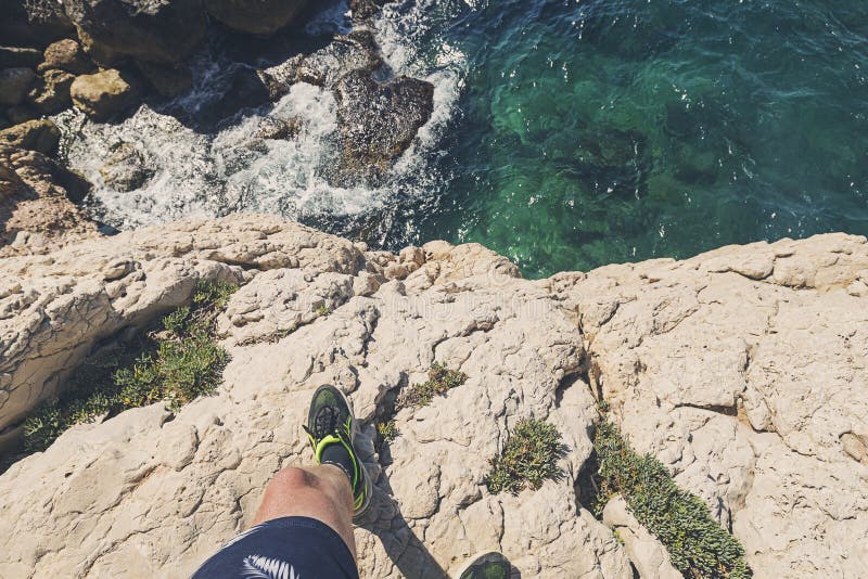Trail runner on cliff edge stock image. Image of coastal - 95442459