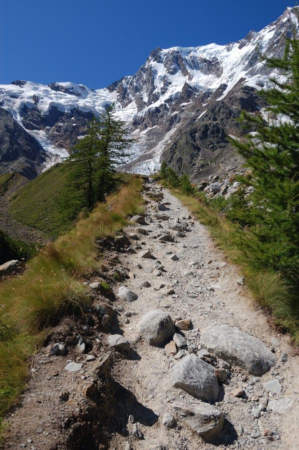 Trail to Monte Rosa stock image. Image of mountain, climbing - 20929129