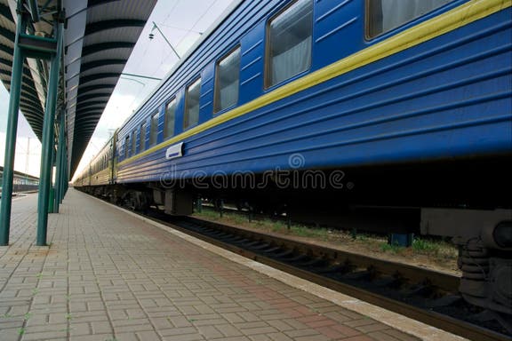 602 Long Blue Commuter Train Stock Photos - Free & Royalty-Free Stock ...