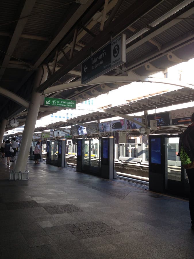 Train editorial photo. Image of tech, train, platform - 43346406