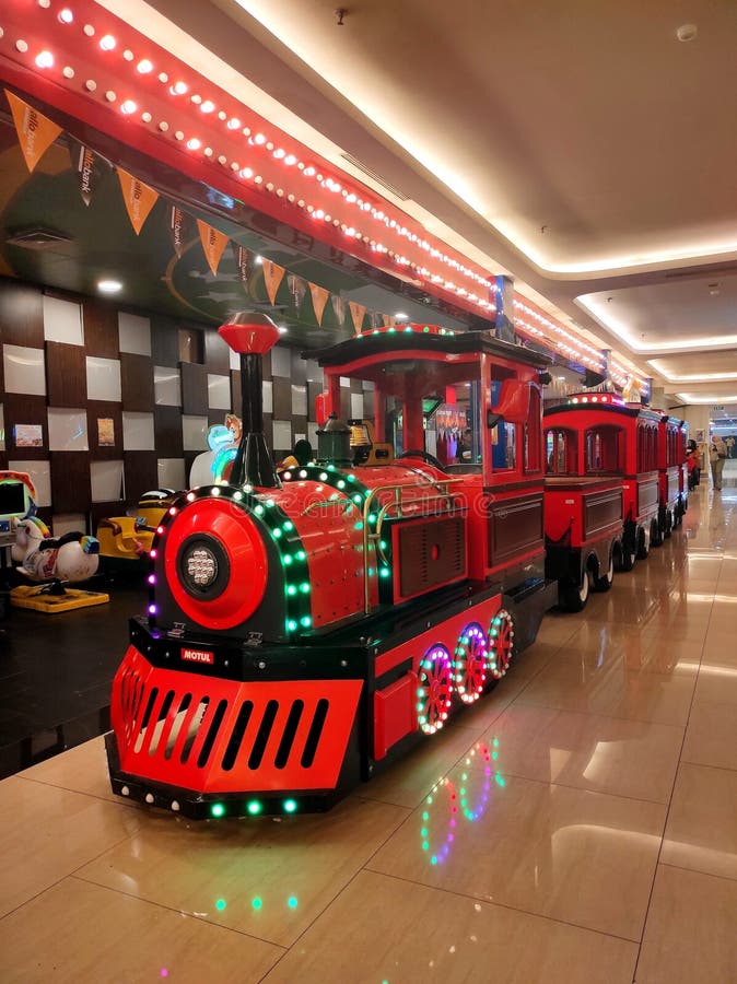 Train in Mall editorial image. Image of kids, mall, favourite - 270165925