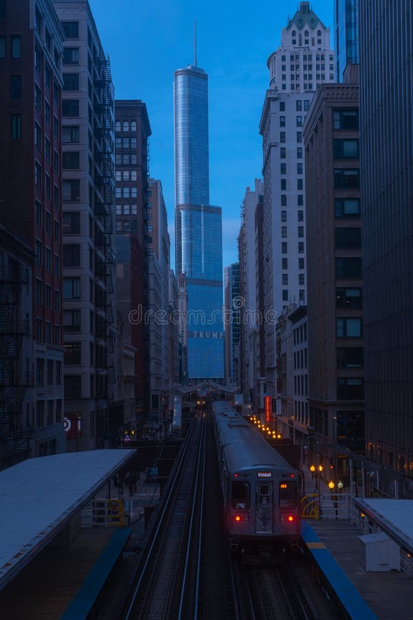 A Train Pass through the City Editorial Photo - Image of track ...