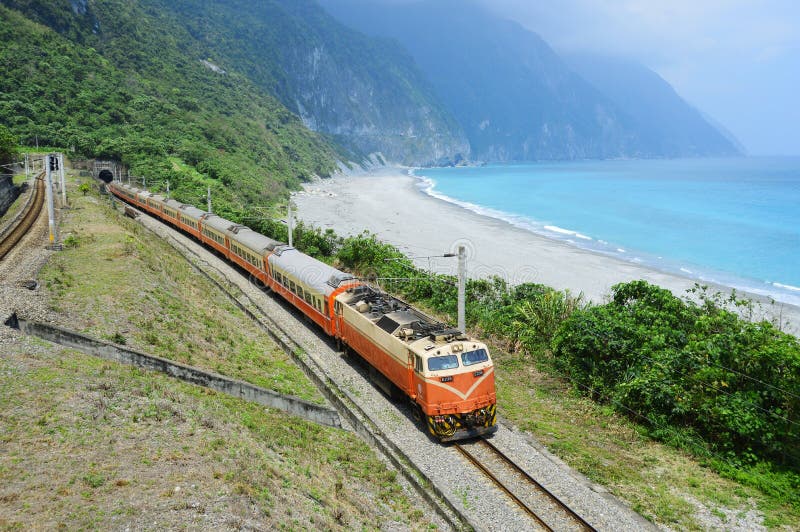 A Train Passed by the Pacific Ocean Editorial Image - Image of railway ...