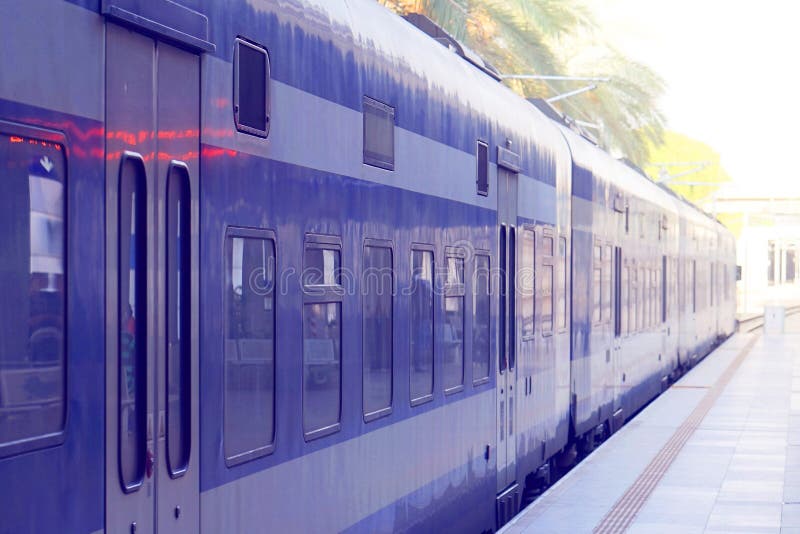 Train on a Passenger Platform Stock Image - Image of railway, blue ...