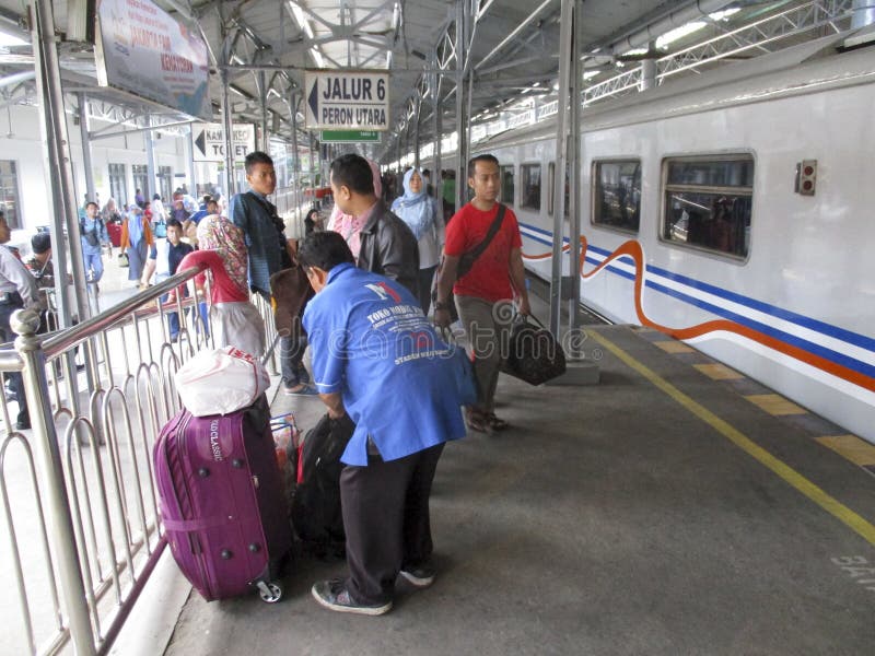 Train editorial image. Image of java, train, passengers - 74165555