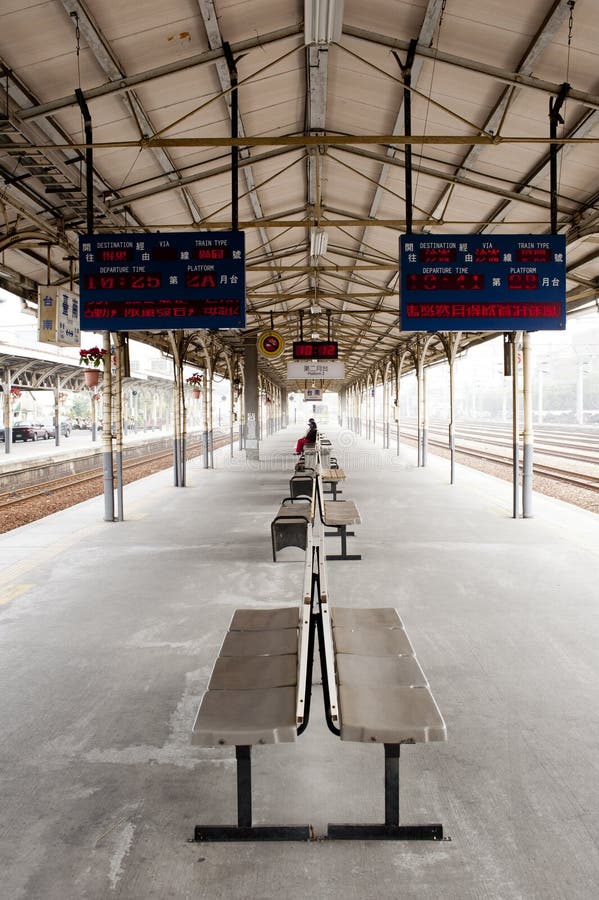 Train platform editorial photography. Image of time, train - 28971632