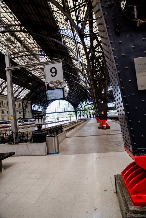 A train platform editorial stock photo. Image of platform - 85564868