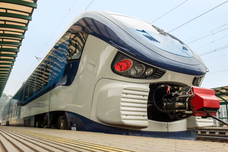 Old Red Buffer Stop at the End of Railway Tracks Stock Photo - Image of ...