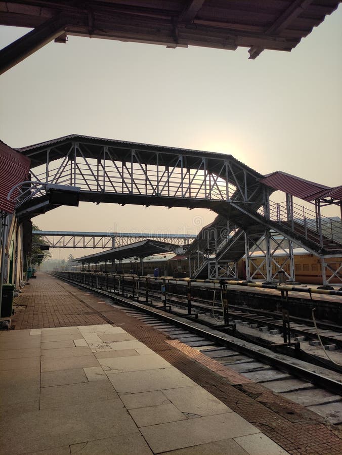 Train Station with Over-bridge and Train Stock Image - Image of bharat ...