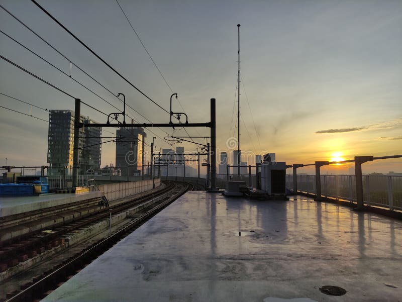 Train Station Platform Buildings Stock Image - Image of modern, train ...