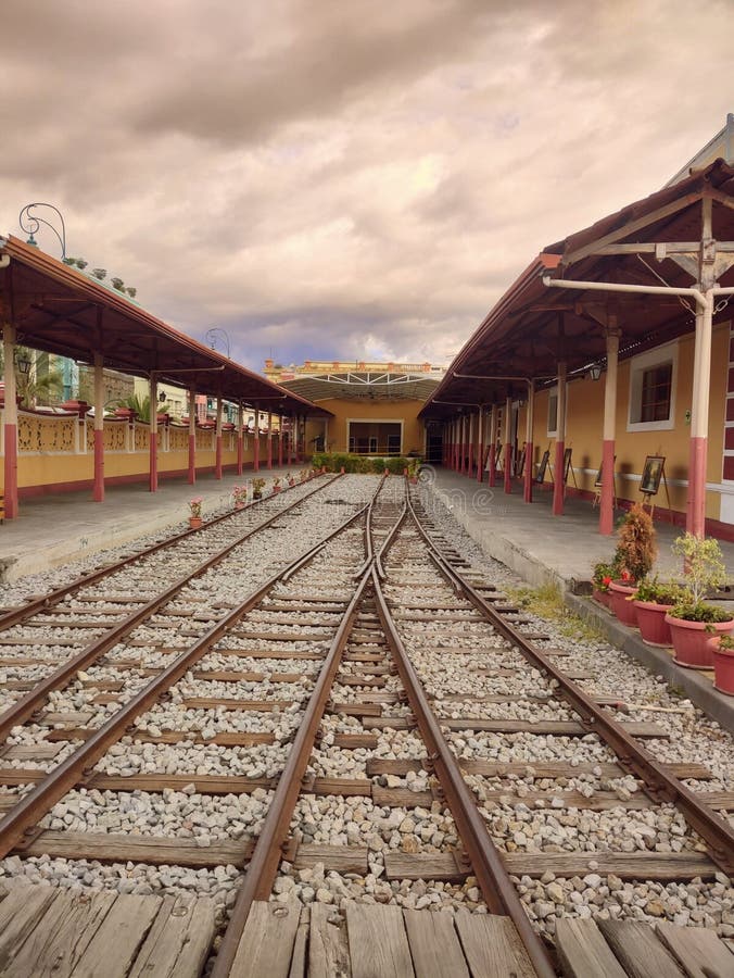 Riobamba Train Station, Ecuador Stock Image - Image of passenger ...