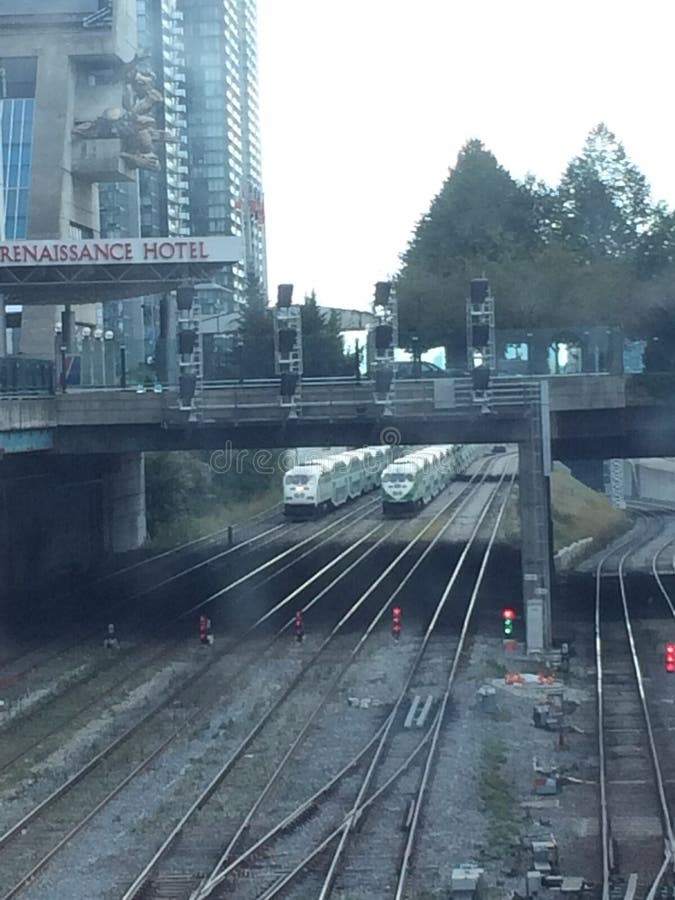 Train Toronto editorial photography. Image of system - 66188937