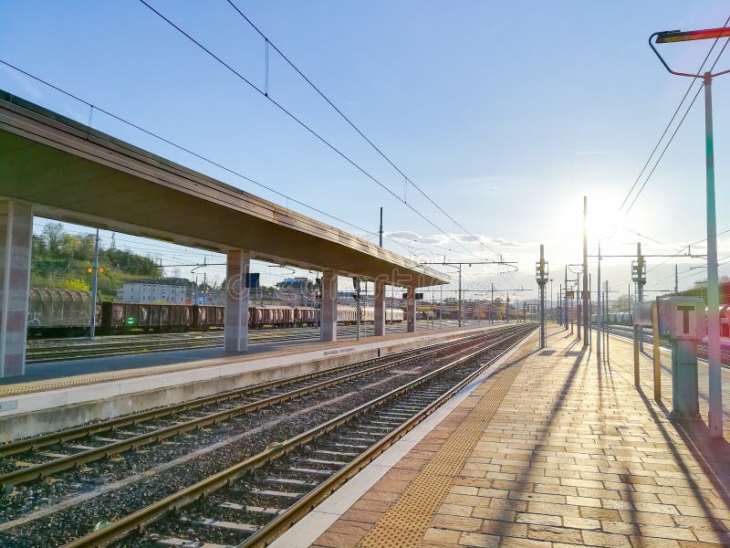 Train Tracks Perspective View Stock Image - Image of perspective ...