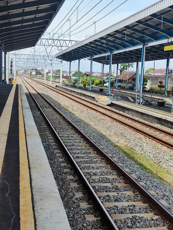 Train Tracks and Station Platforms Stock Photo - Image of building ...