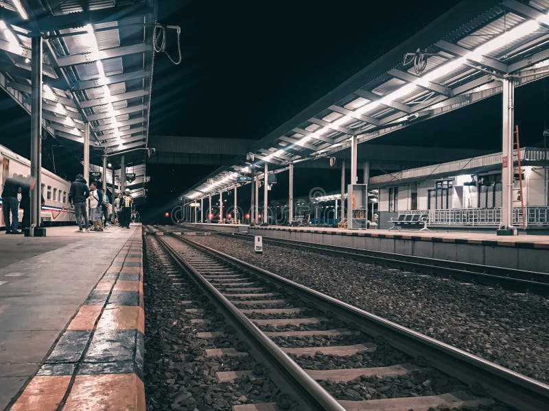 Train way editorial image. Image of train, home, last - 222576685