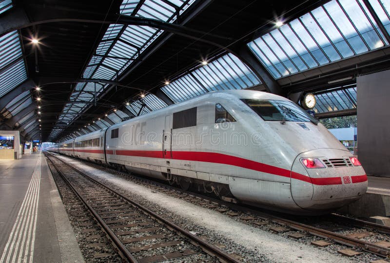 Train at Zurich Main Railway Station Editorial Photography - Image of ...