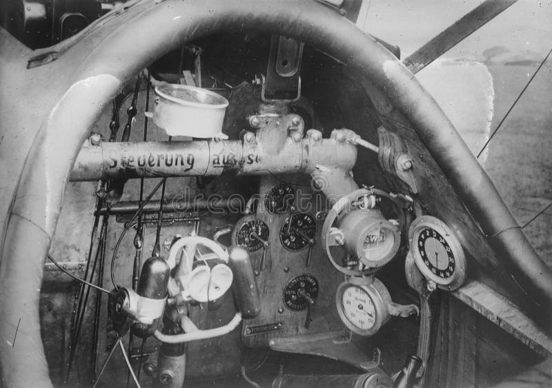 Training Slide Of German Cockpit Picture. Image: 221410574