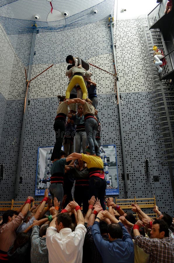 Menschliche Pyramide, Akrobatische Gymnastik-Weltmeisterschaften, Sofia ...