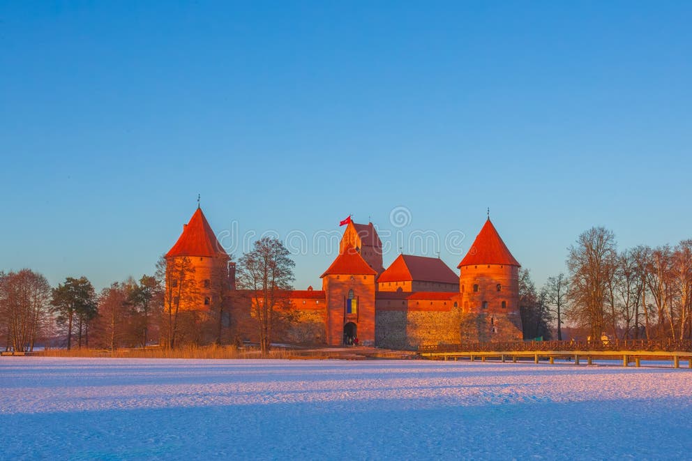Trakai Castle at Winter, Beautiful Medieval Castle in the Evening Light ...