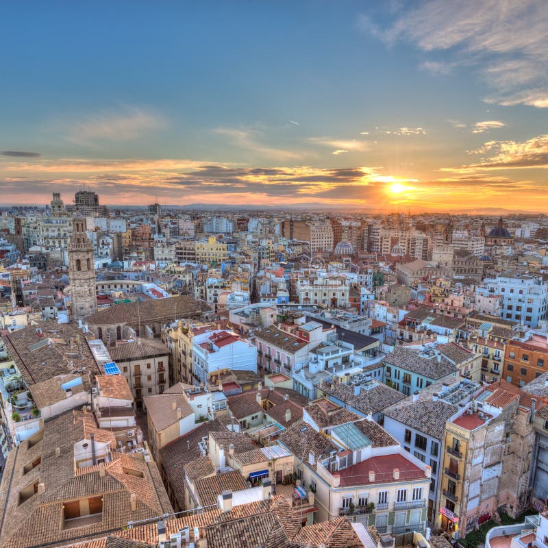 Tramonto Sopra Il Centro Storico Di Valencia, Spagna Fotografia Stock ...