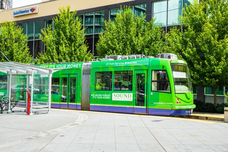 Tramway de Seattle photo stock éditorial. Image du piétons - 58372278