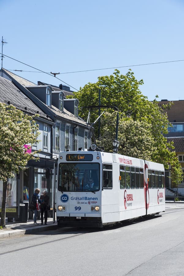 Tramway Trondheim Norvège image éditorial. Image du pantographe - 59208575