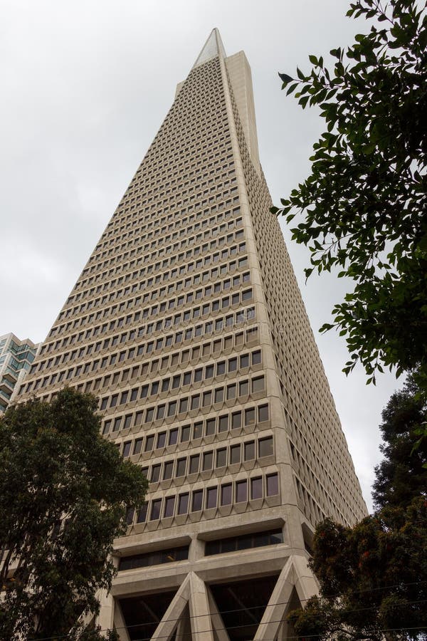 Transamerica Pyramid Skycraper Downtown San Francisco Editorial Image ...