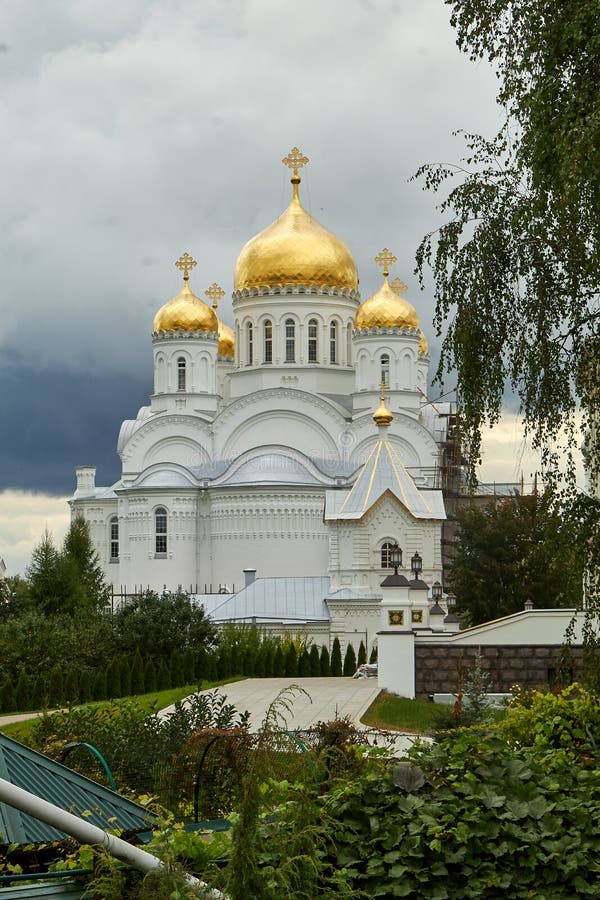 Transfiguration Cathedral in Diveevo Stock Image - Image of tree ...