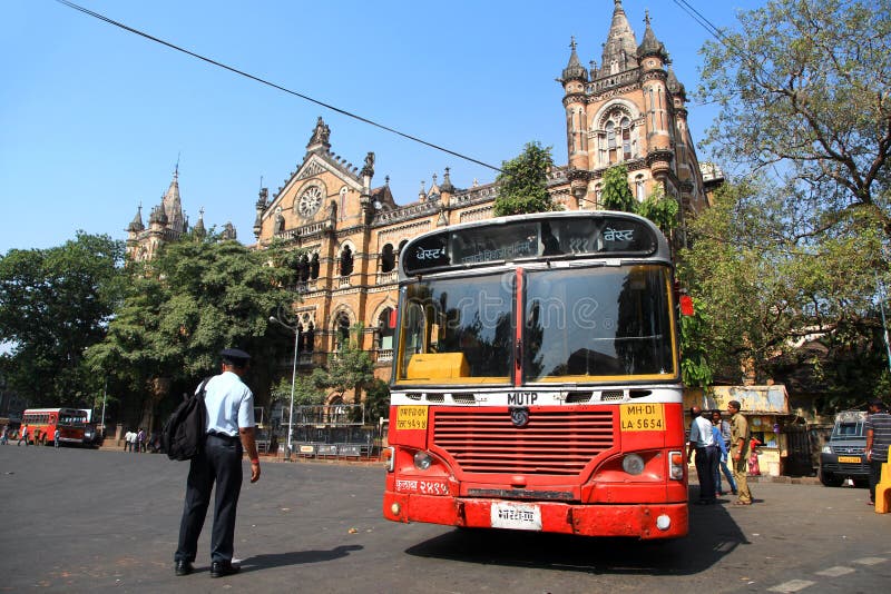 Transport En Commun En Inde Photo stock éditorial - Image du ...