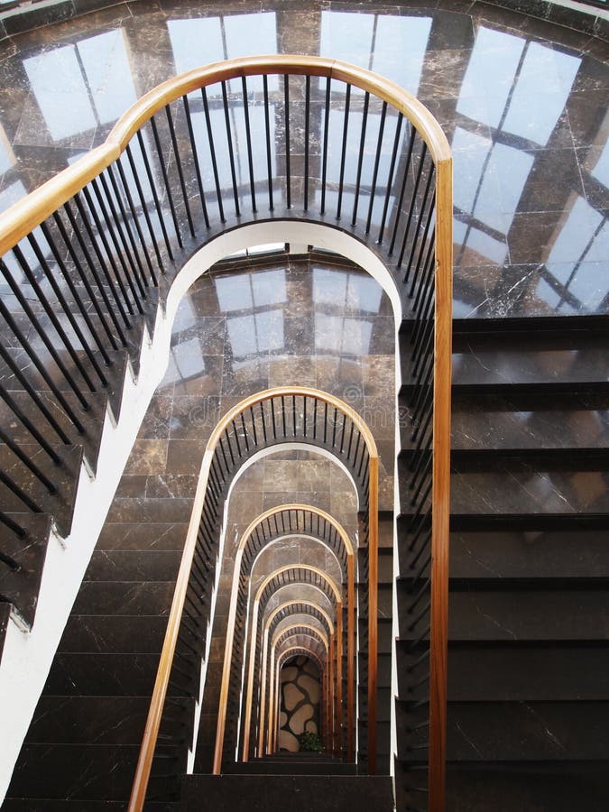 Trap 1 van Escher stock foto. Image of veelhoeken, geometrisch - 13741004