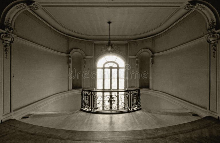 Trappa i en slott redaktionell arkivbild. Bild av inre - 34162097