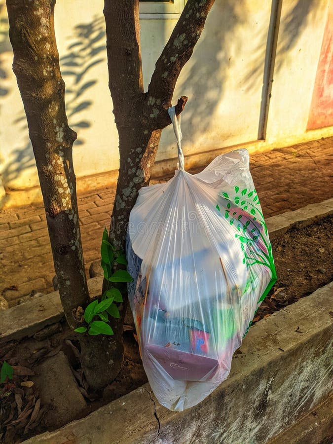 Trash Bags Set, Full Plastic Garbage Containers, Polyethylene Rubbish ...