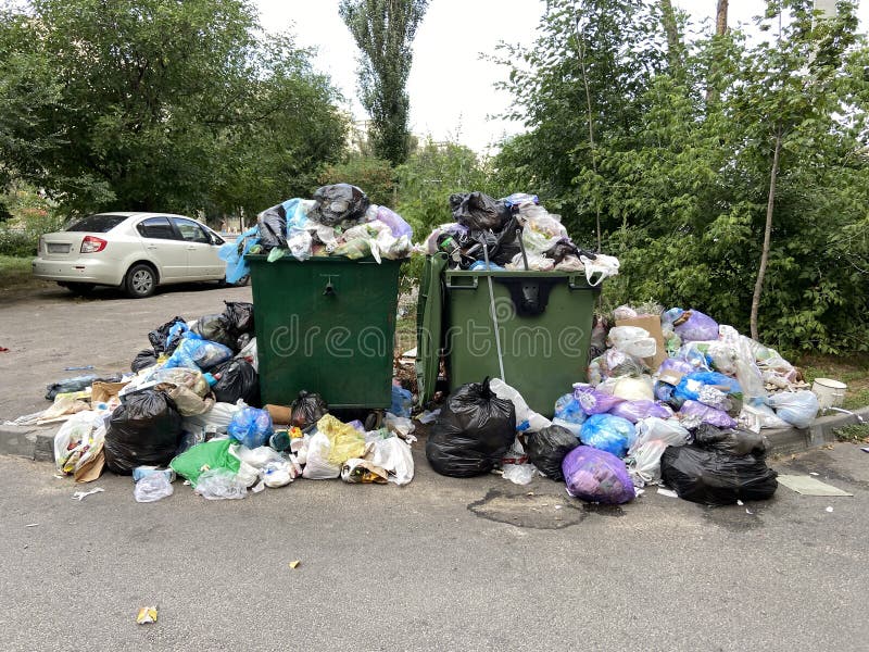 Trash Bin Overloaded, No Garbage Collection Problem, Outdoors Stock ...