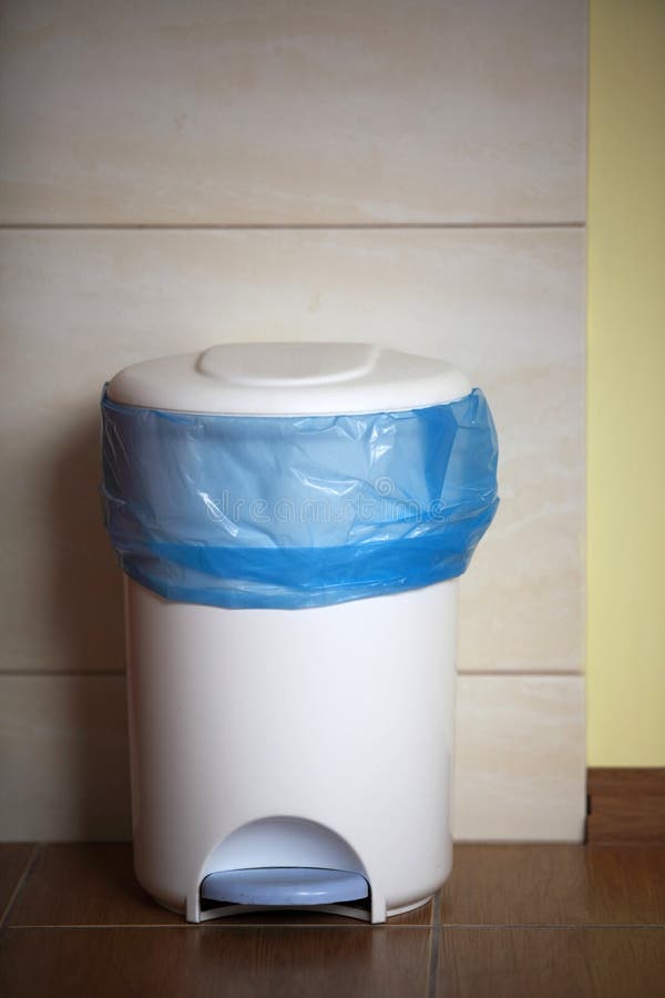 1,014 Trash Can Inside Stock Photos - Free & Royalty-Free Stock Photos ...