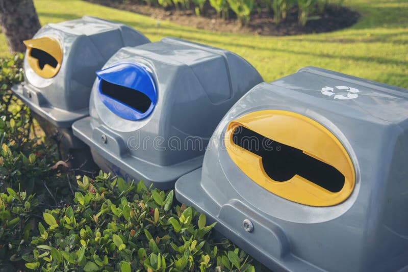 Trash Cans for Sorting Garbage Recycle Bin Waste Plastic Container ...