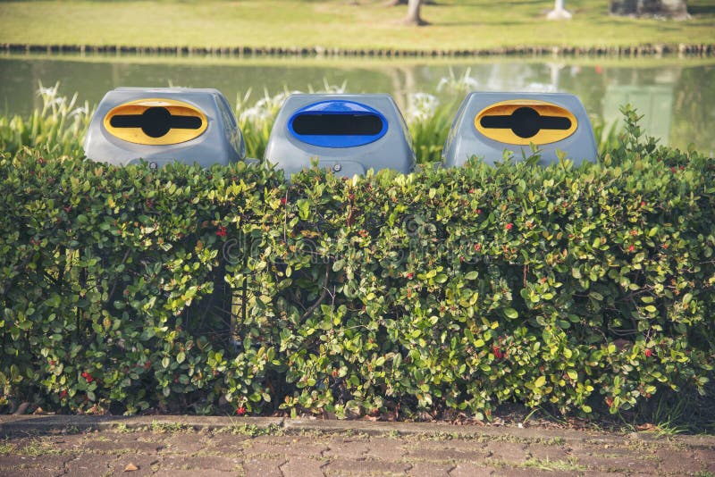 Trash Cans for Sorting Garbage Recycle Bin Waste Plastic Container ...
