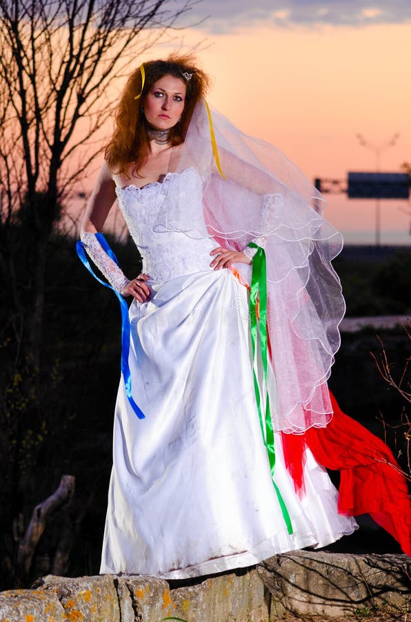 Trashy wedding dresses 60 photos - Astyledwedding.com