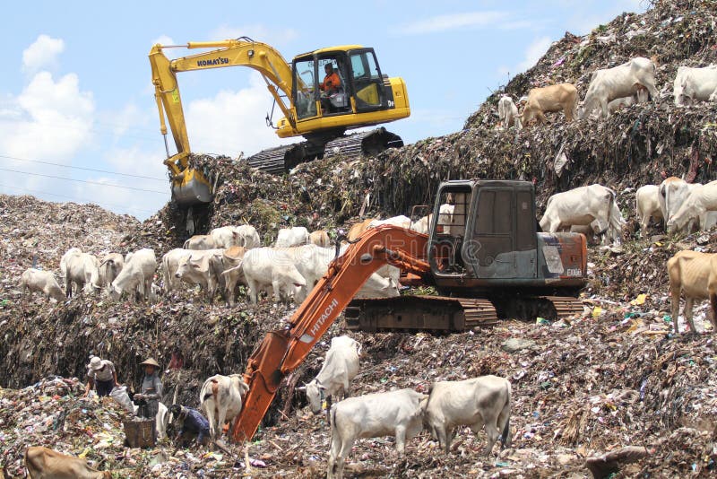 Hill of Trash in Metal Waste Yard Stock Photo - Image of waste, ground ...