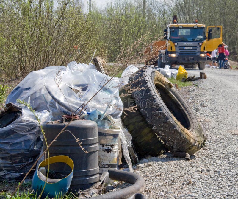 Trash by the road editorial photography. Image of ecology - 5067322
