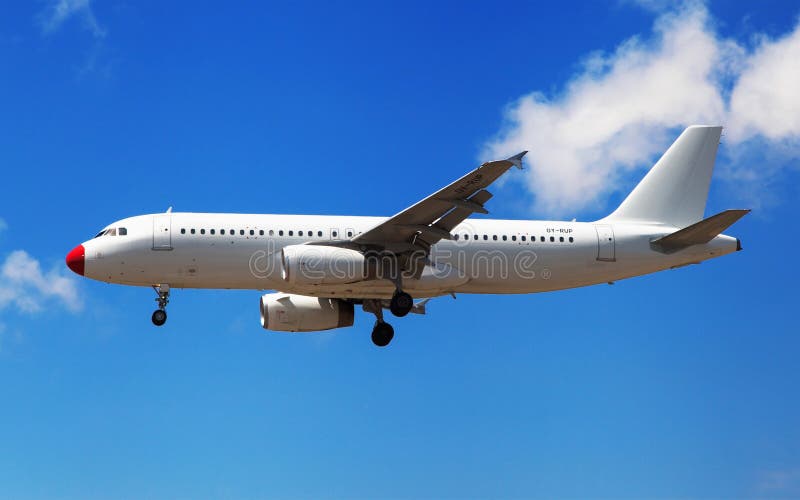 Atterraggio Di Aerei Danese Di DAT Airbus A320-200 Del Trasporto Aereo ...