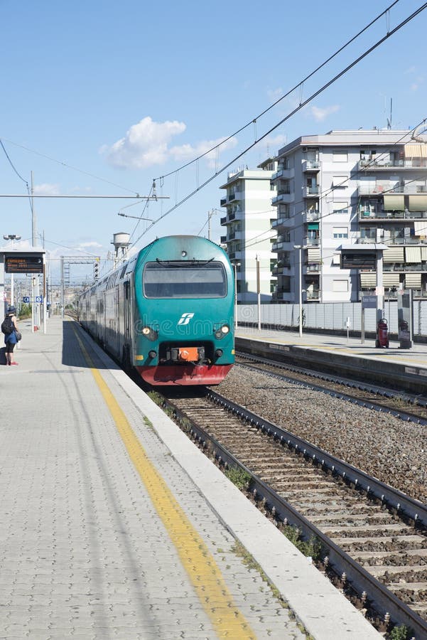 Trastevere Train Station, Rome Editorial Photo - Image of arriving ...