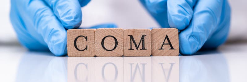 Tratamiento Del Paciente Con Coma Foto de archivo - Imagen de copia ...