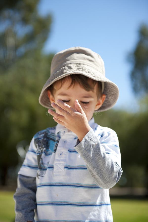 Trauriger Junge stockbild. Bild von gefühl, frustrieren - 22870843