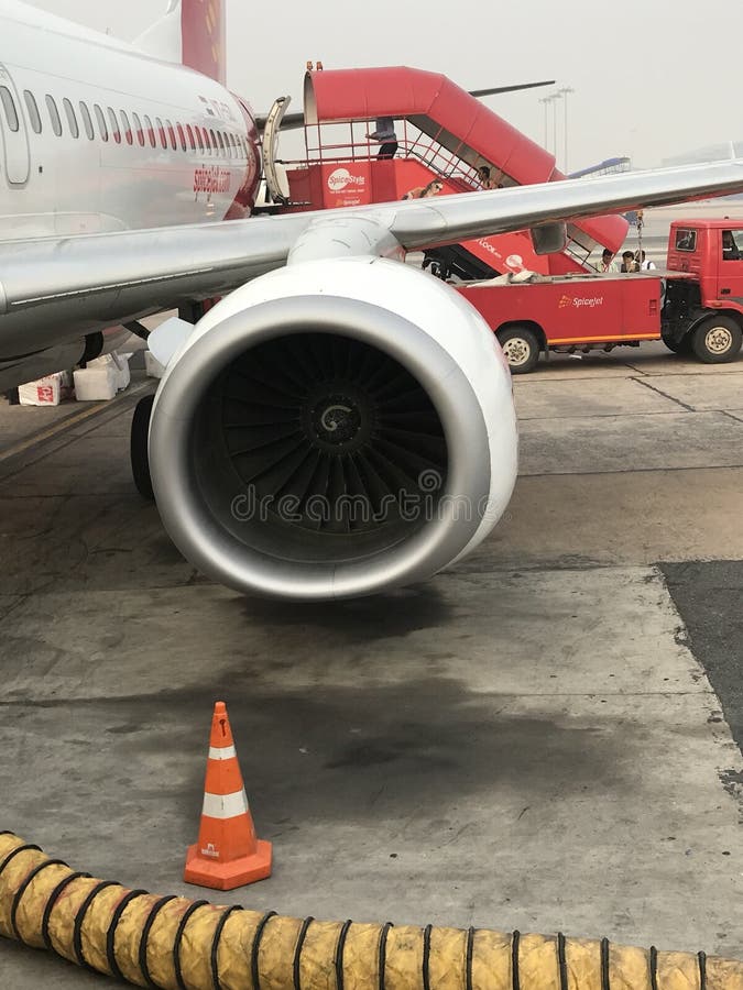 Travel editorial stock photo. Image of engine, traveling - 105315638