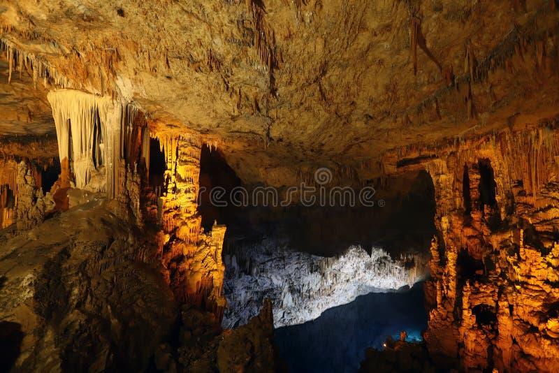 Travertine in cave stock image. Image of flow, disrobed - 154409527