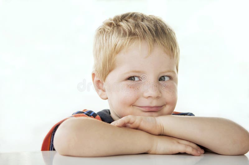 Travesura foto de archivo. Imagen de riéndose, morena - 53945268